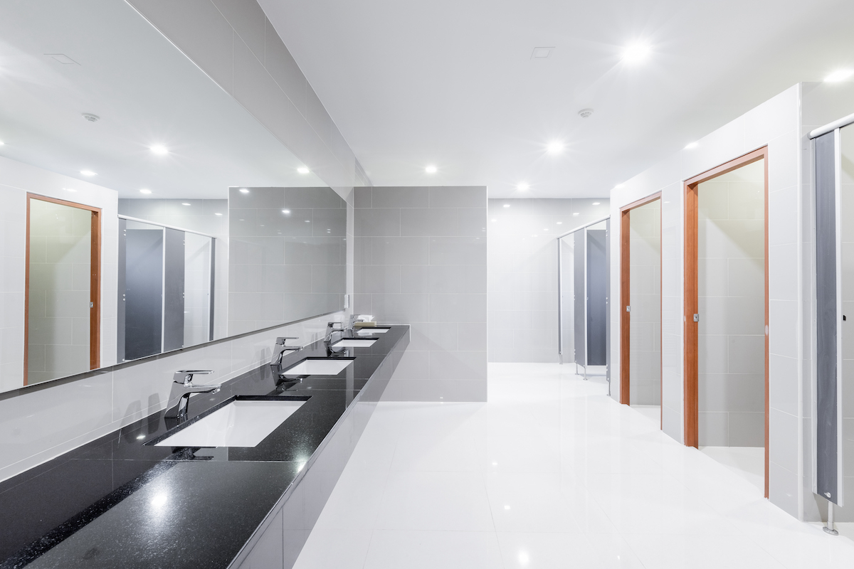 Benefits of Outsourcing * Hygiene Services * Washroom Management
